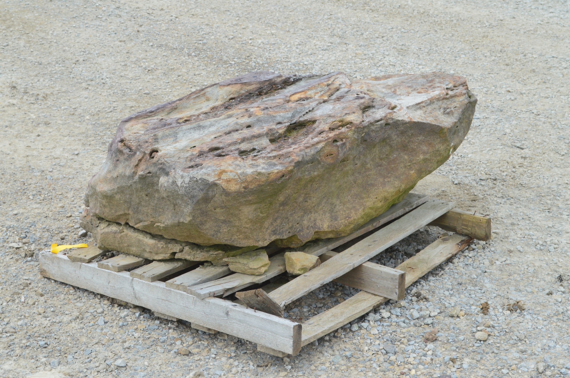 Natural Stone Boulders - Frank Brother's Landscape Supply Inc.