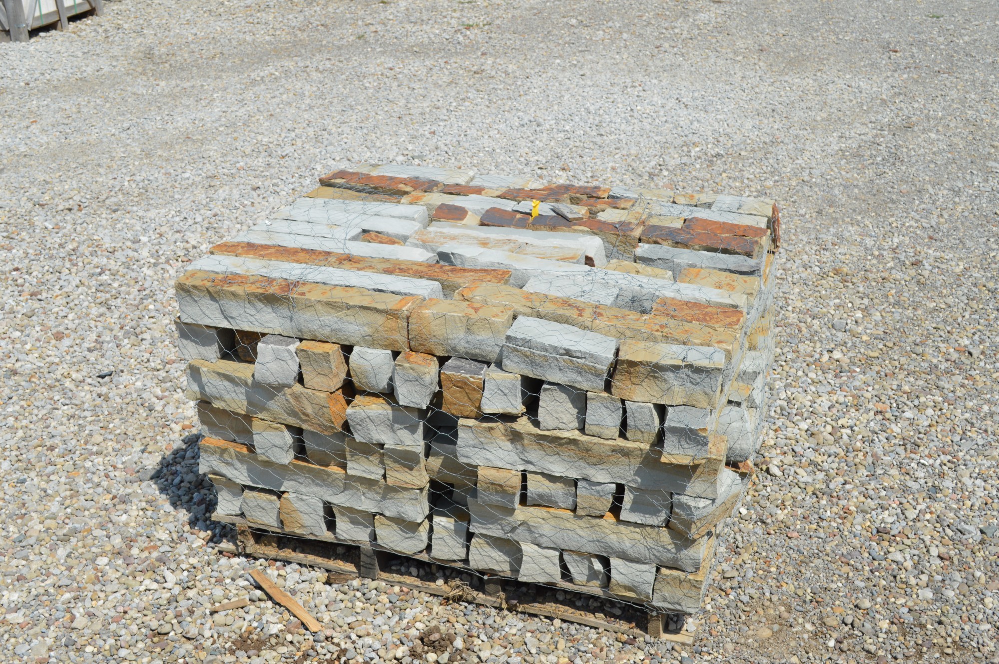 Edging - Frank Brother's Landscape Supply Inc.